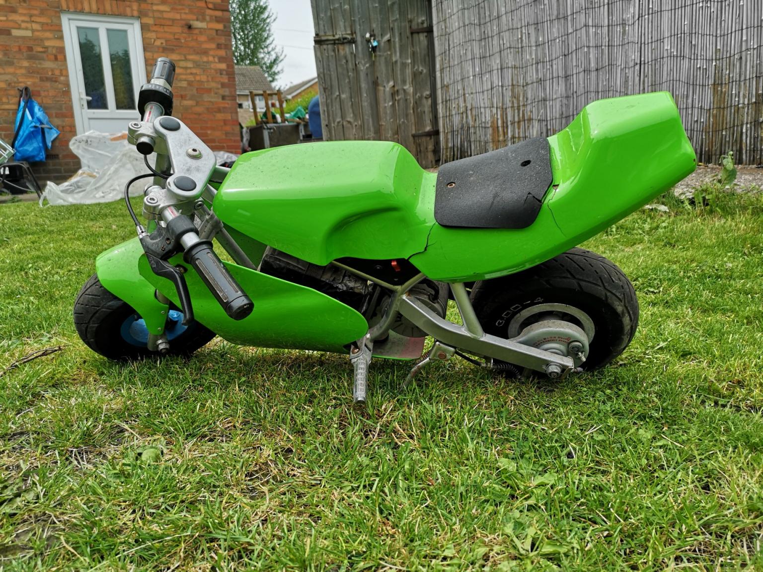 Razor pocket rocket electric mini moto bike in Oakengates für 35,00 ...