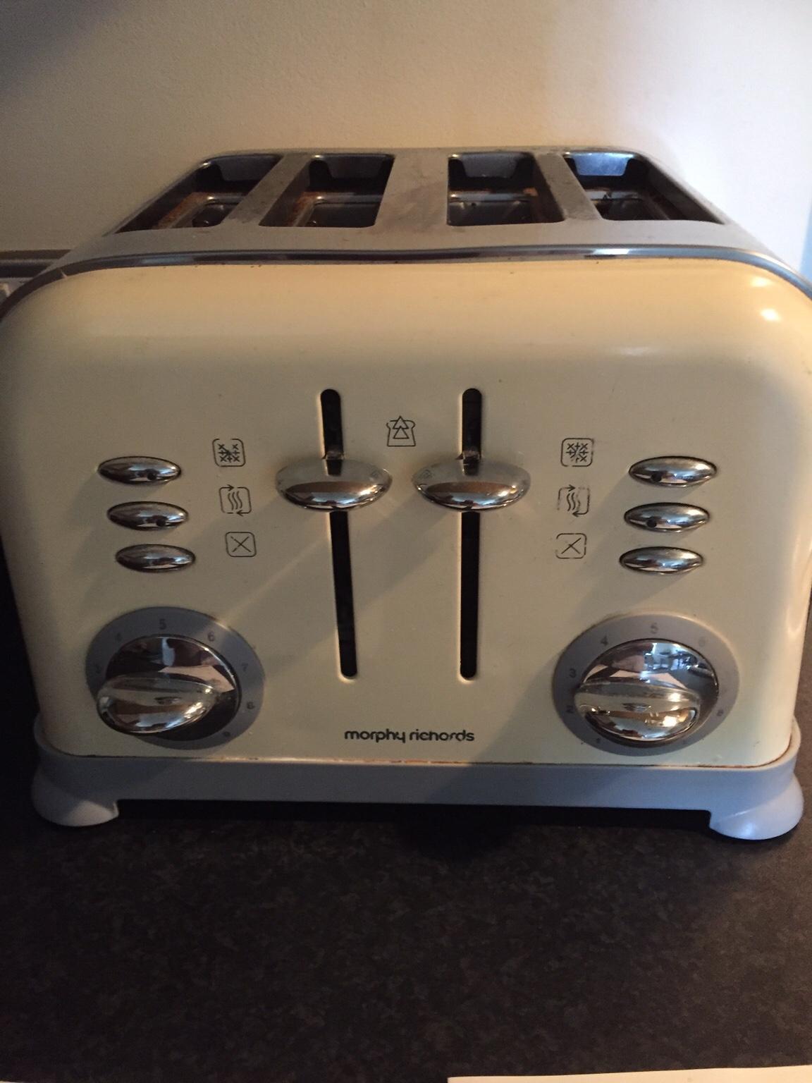 Morphy Richards 4-slice Toaster in RH12 Horsham für 10,00 £ zum Verkauf ...