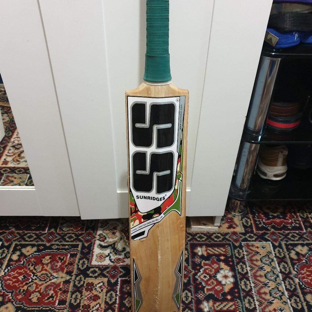 SS cricket bat in RH1 Banstead für £ 50,00 zum Verkauf | Shpock AT