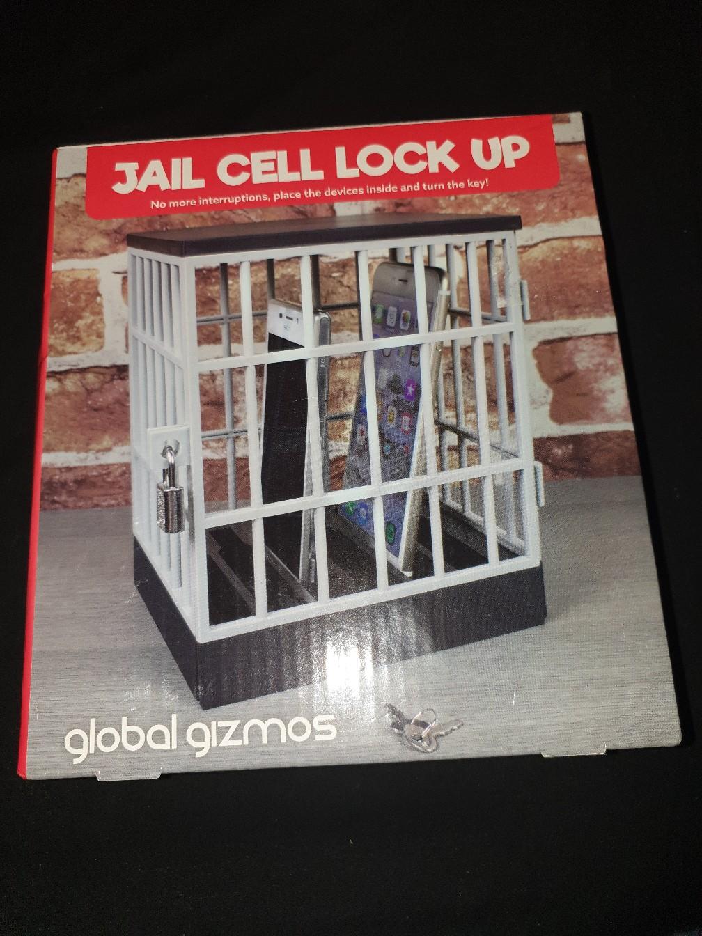 novelty jail cell lock up in M25 Salford for £5.00 for sale | Shpock