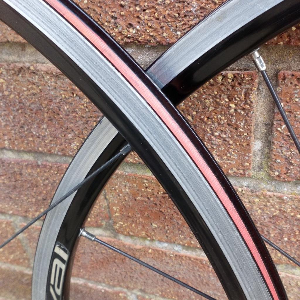pr roval pave 700c racing bike alloy wheels in Wigan for £65.00 for ...
