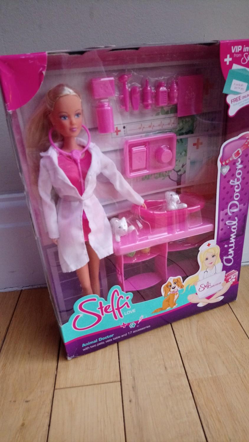 New steffi barbie set in FY4 Fylde für 5,00 £ zum Verkauf | Shpock DE