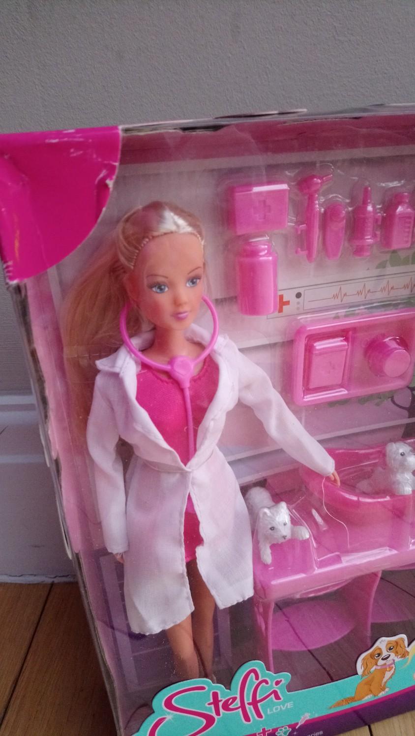 New steffi barbie set in FY4 Fylde für 5,00 £ zum Verkauf | Shpock DE