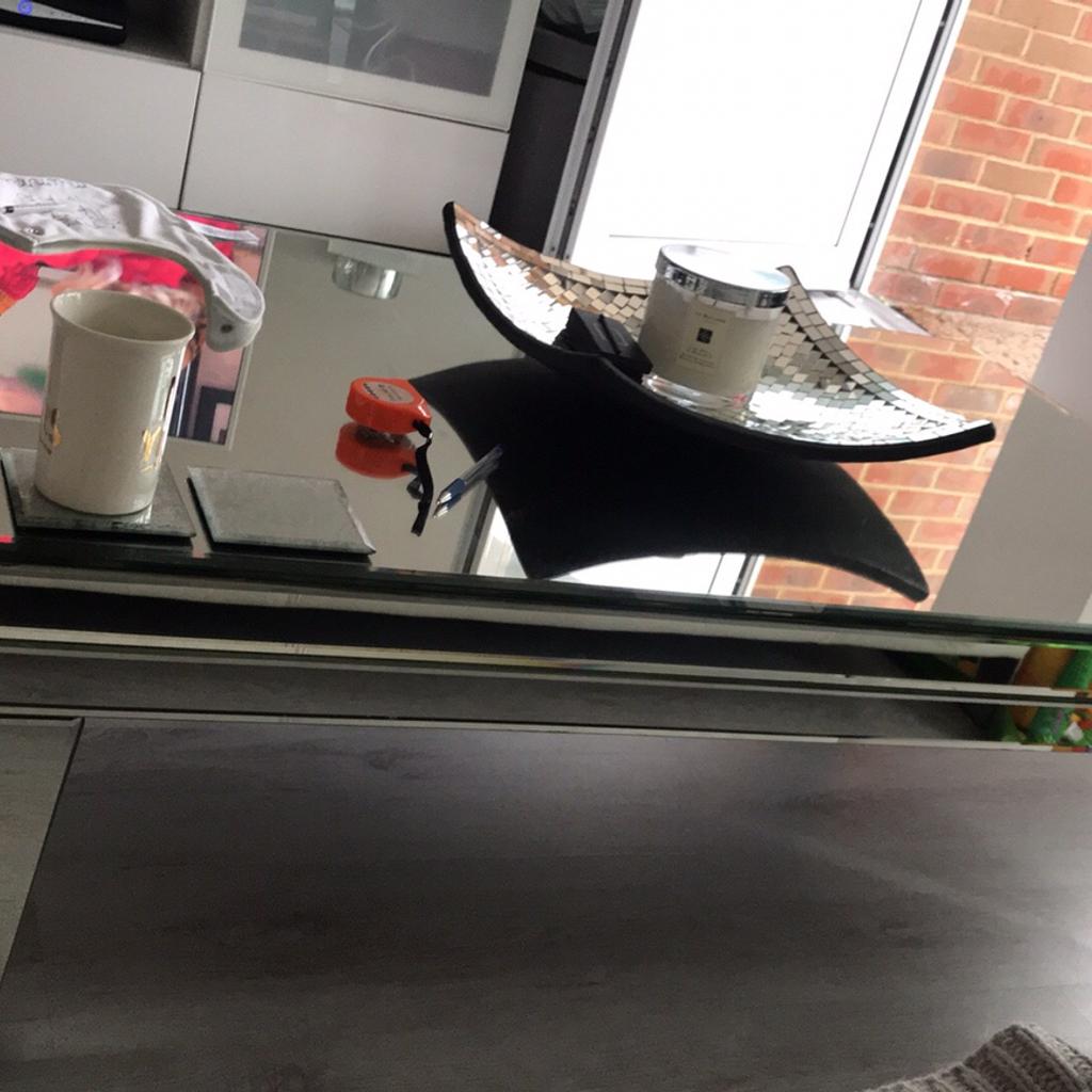 DFS Mirror Coffee Table in EN4 Barnet for £120.00 for sale | Shpock