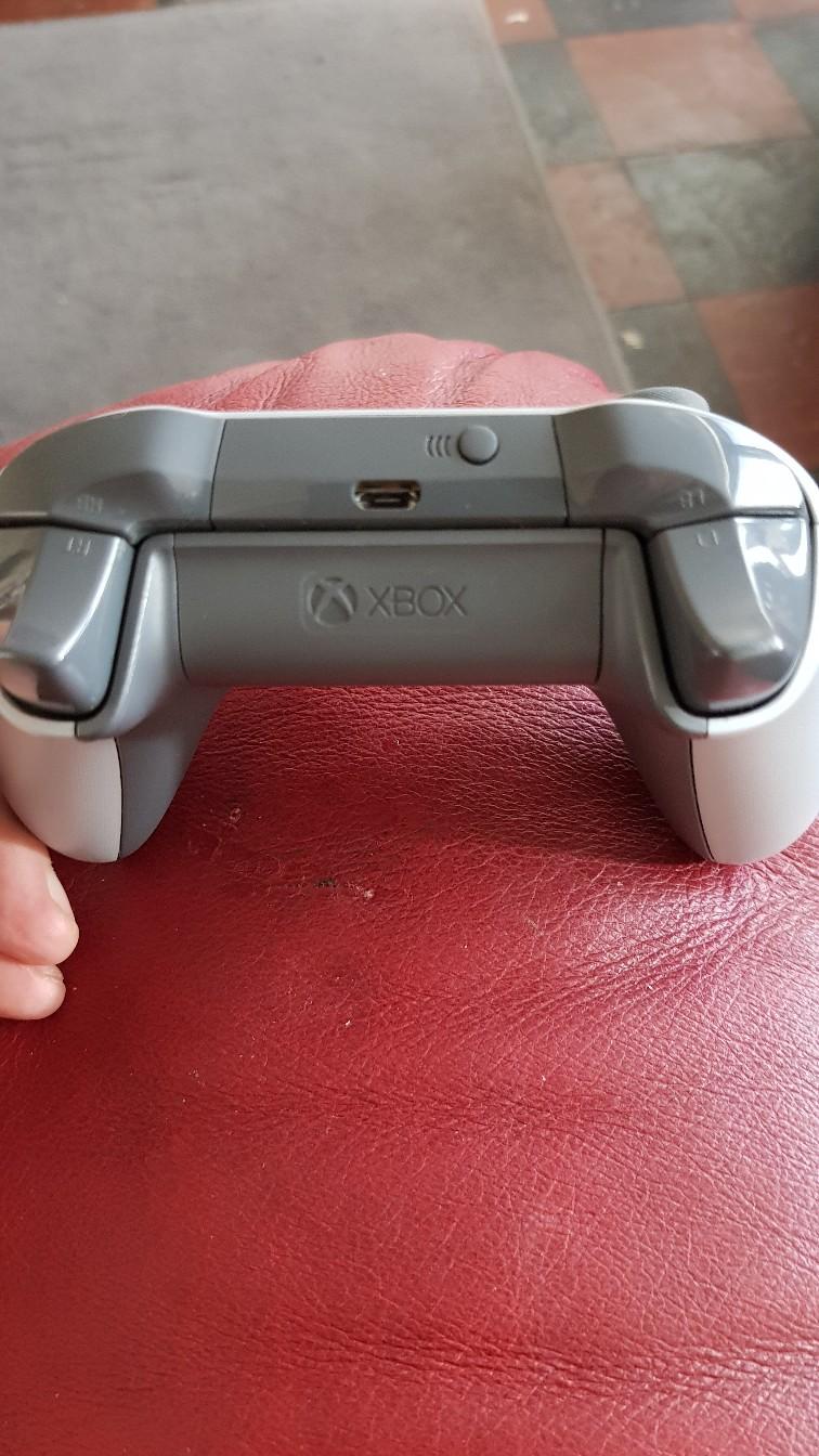official xbox one controller wireless in MK40 Elstow für £ 40,00 zum ...