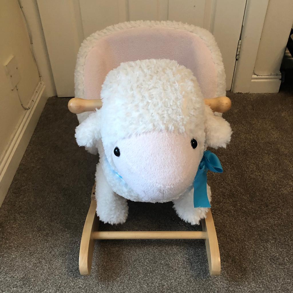 Sheep rocking chair in OL1 Oldham für £ 10,00 zum Verkauf | Shpock AT