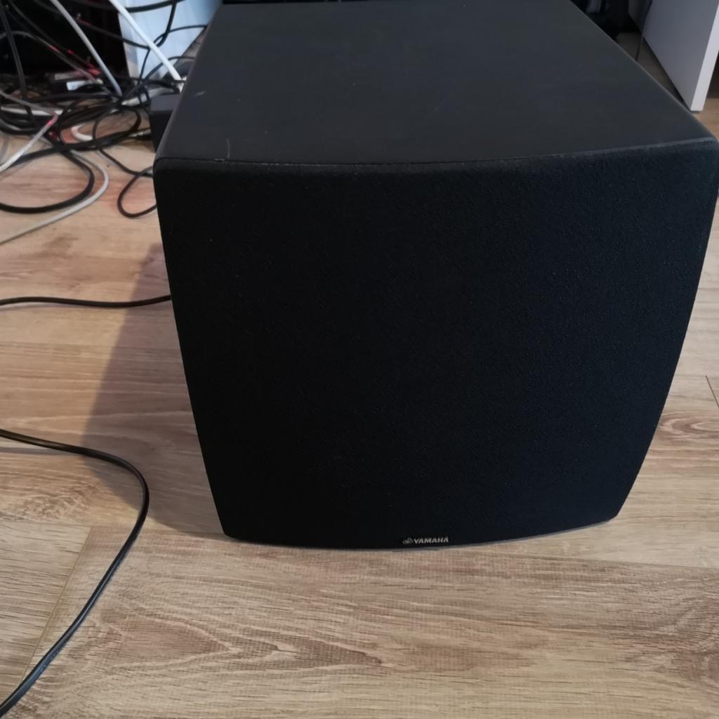Yamaha NS-SW280 Powered Ultra Compact in 83377 Vachendorf für € 50,00 ...