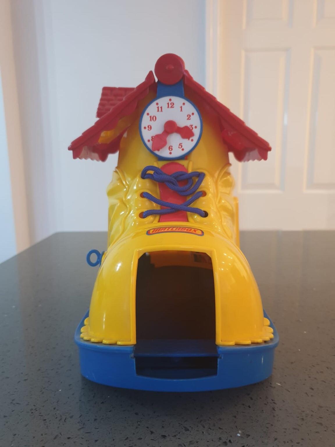 Matchbox Play boot/shoe house toy 1983 in M45 Hollins für 4,50 £ zum ...