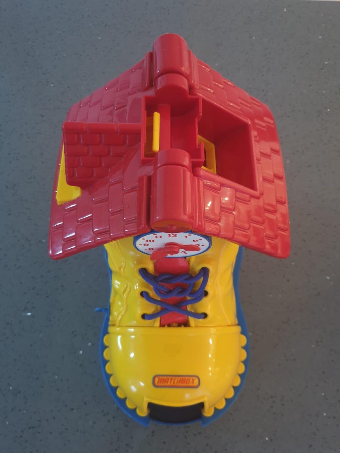 Matchbox Play boot/shoe house toy 1983 in M45 Hollins für 4,50 £ zum ...