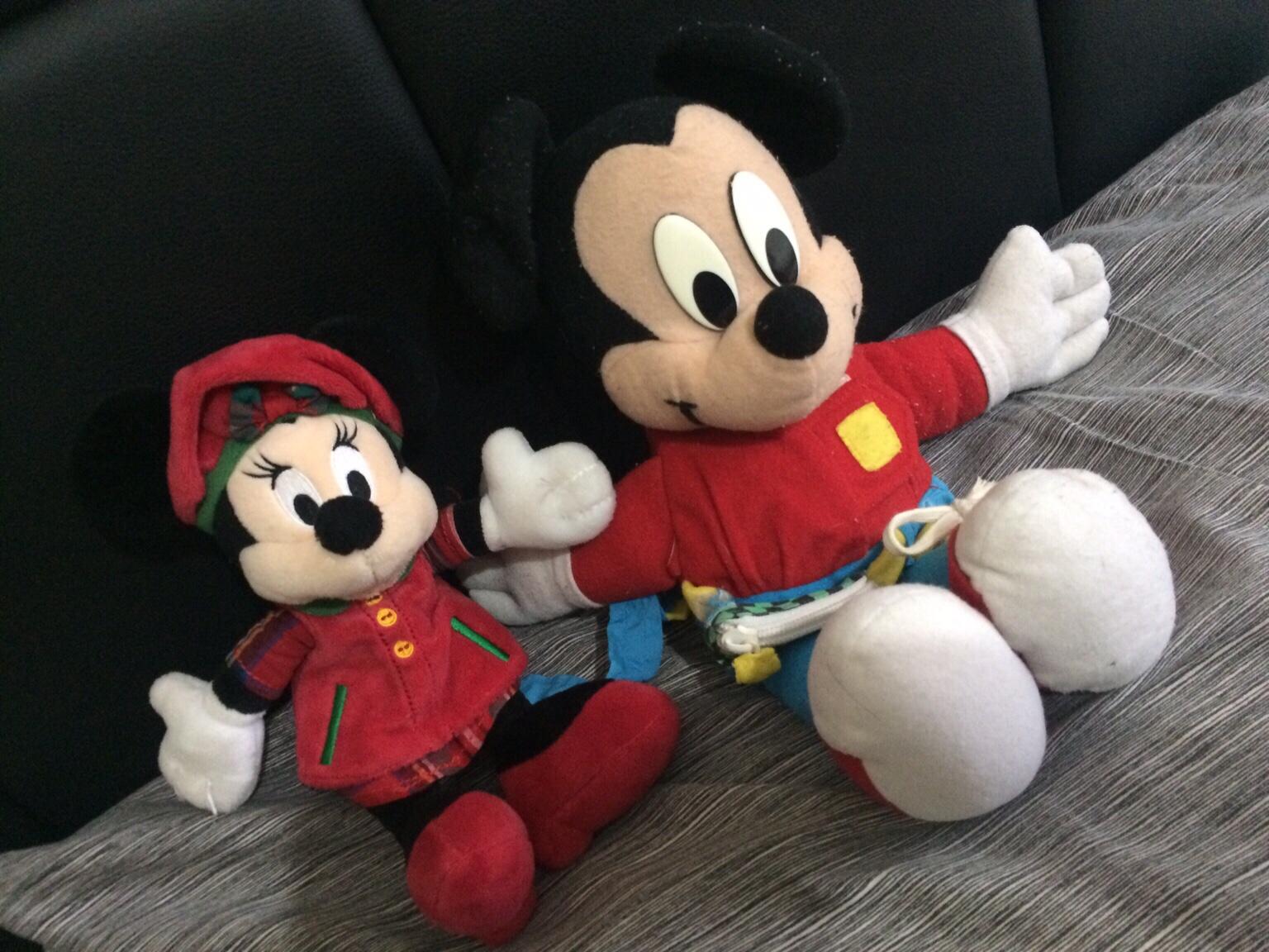 Mickey and Minnie Mouse soft toys in Manchester für £ 8,00 zum Verkauf ...