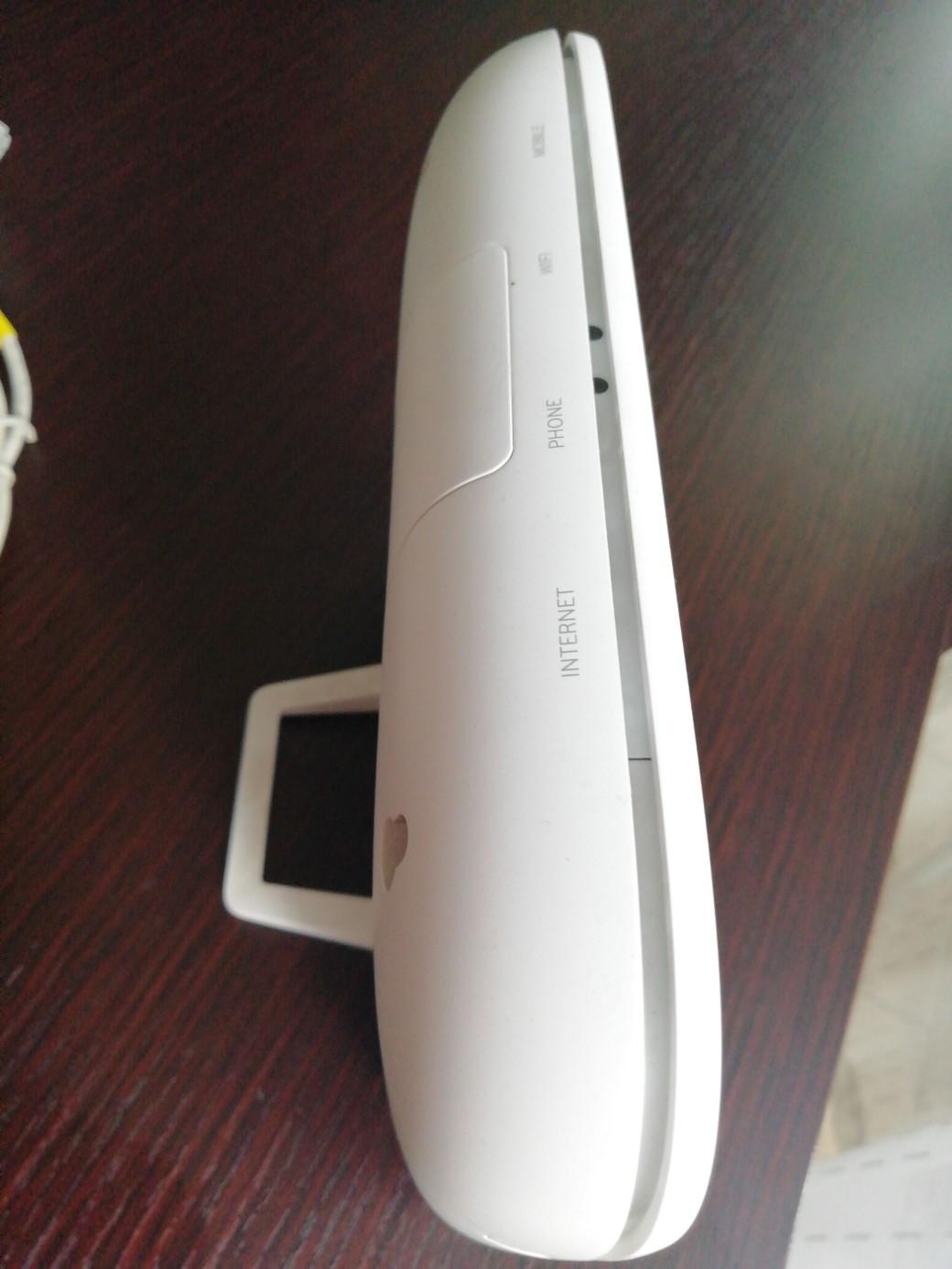 Vodafone Station Revolution Fibra in 20142 Milano for €12.00 for sale ...