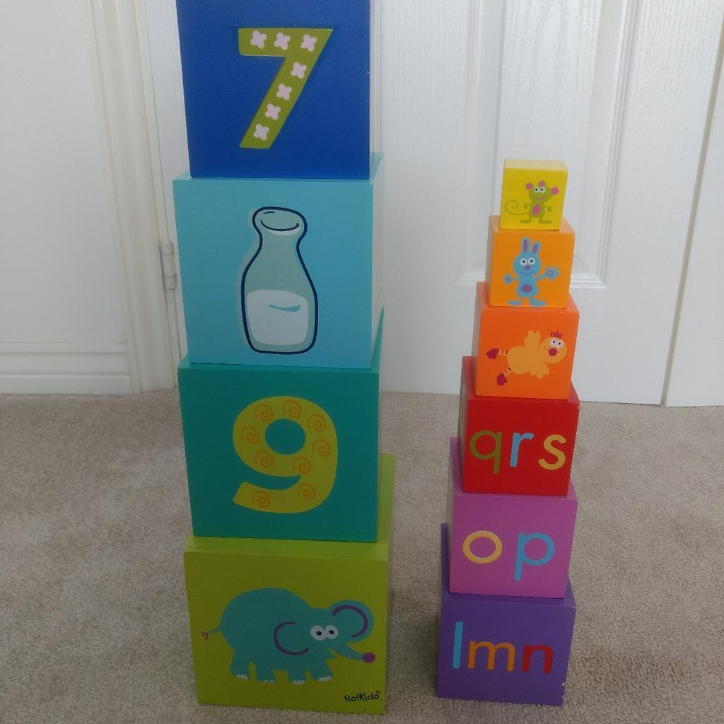 Wooden stackable cubes in Cuddington für £ 5,00 zum Verkauf | Shpock AT
