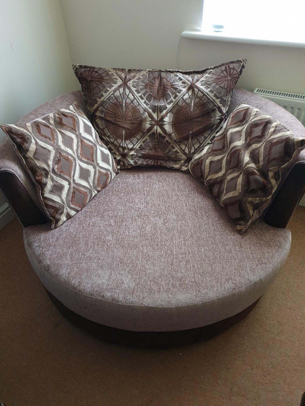 Cuddle chair in TF1 Leegomery für £ 49,00 zum Verkauf | Shpock AT