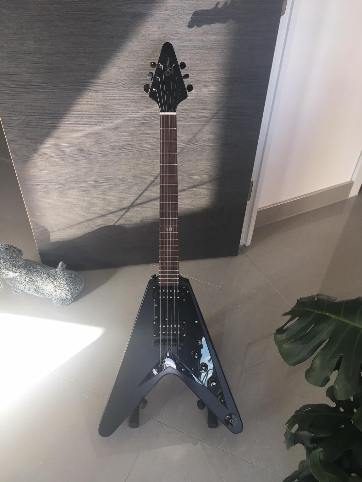 Epiphone Flying V Gothic in SE10 London for £250.00 for sale | Shpock