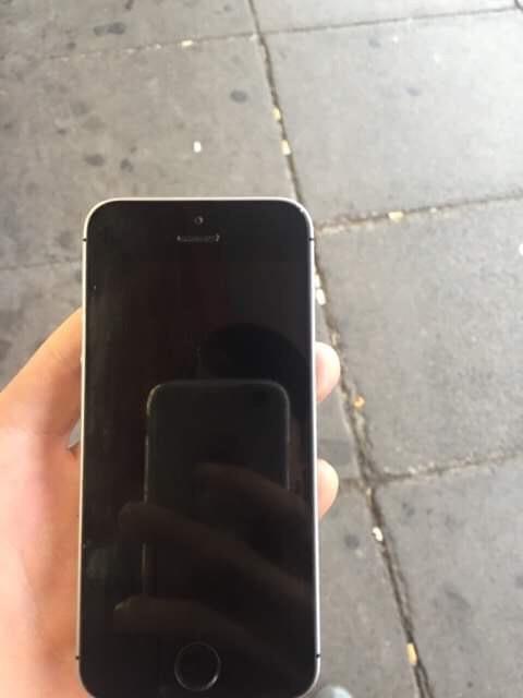iPhone se swap in B25 Birmingham für 90,00 £ zum Verkauf | Shpock DE