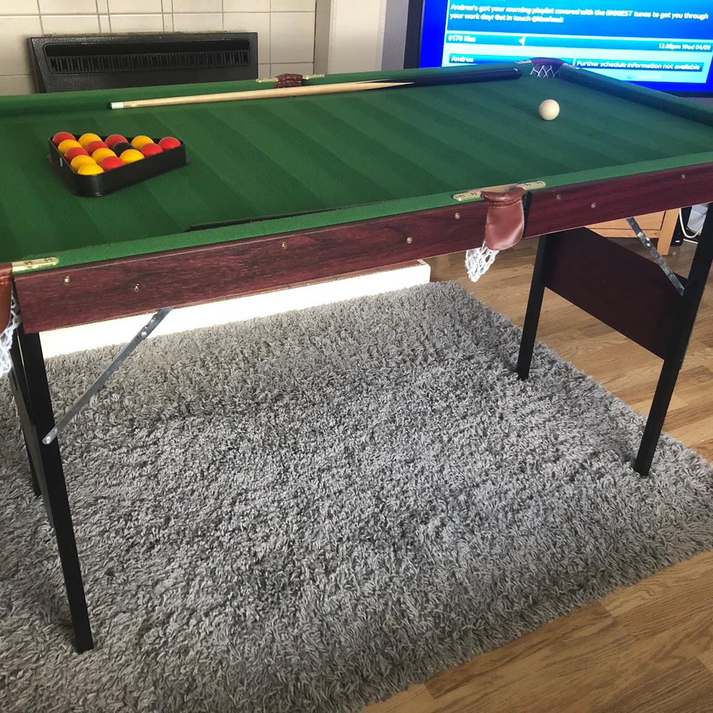 Omega debut 4ft 6 snooker/pool table in DY4 Sandwell für £ 60,00 zum ...