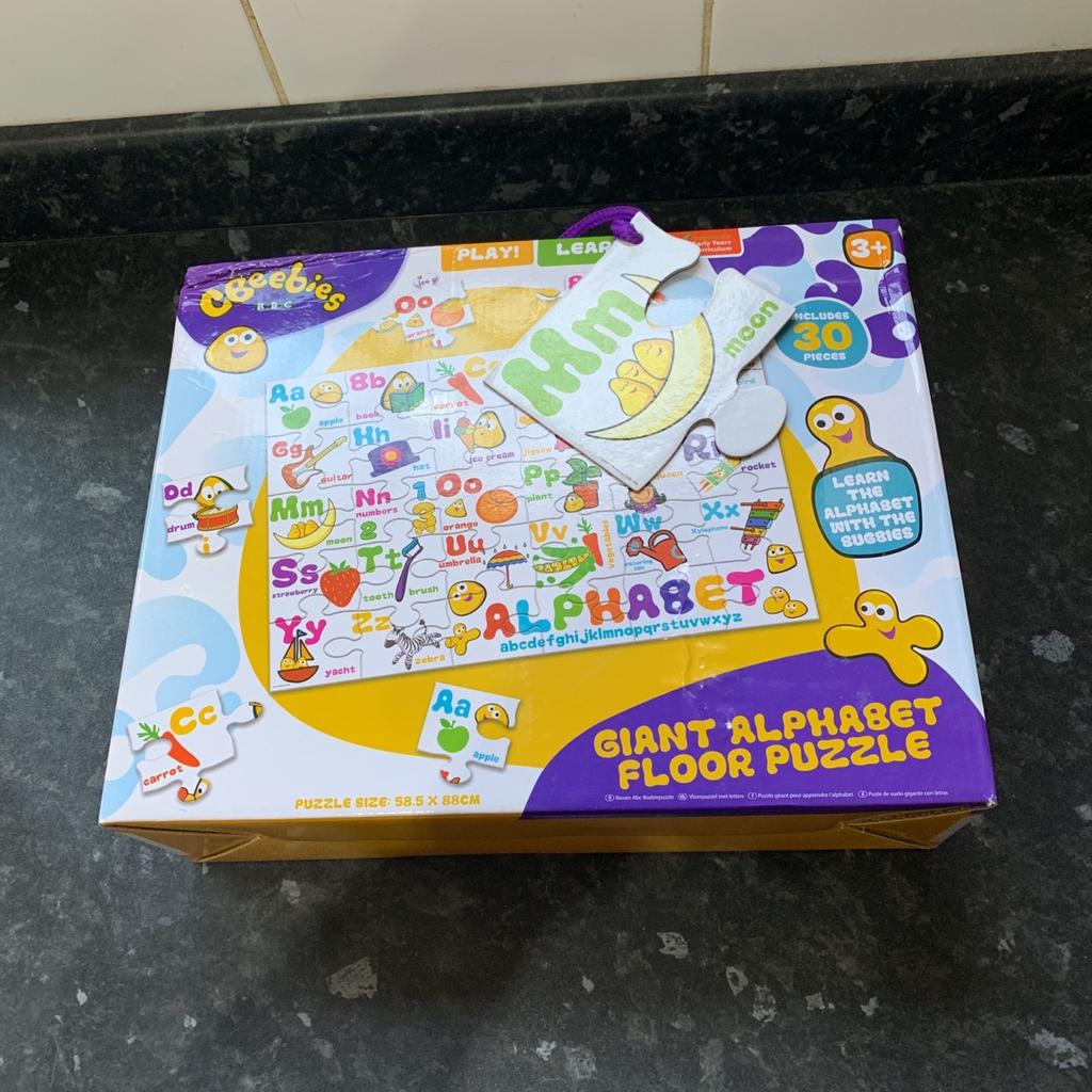 CBeebies giant alphabet floor puzzle in London für £ 4,00 zum Verkauf ...