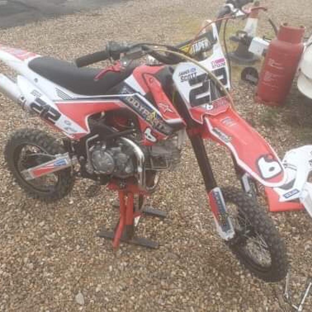 CW pit bike with 125cc super stomp engine in London Borough of ...