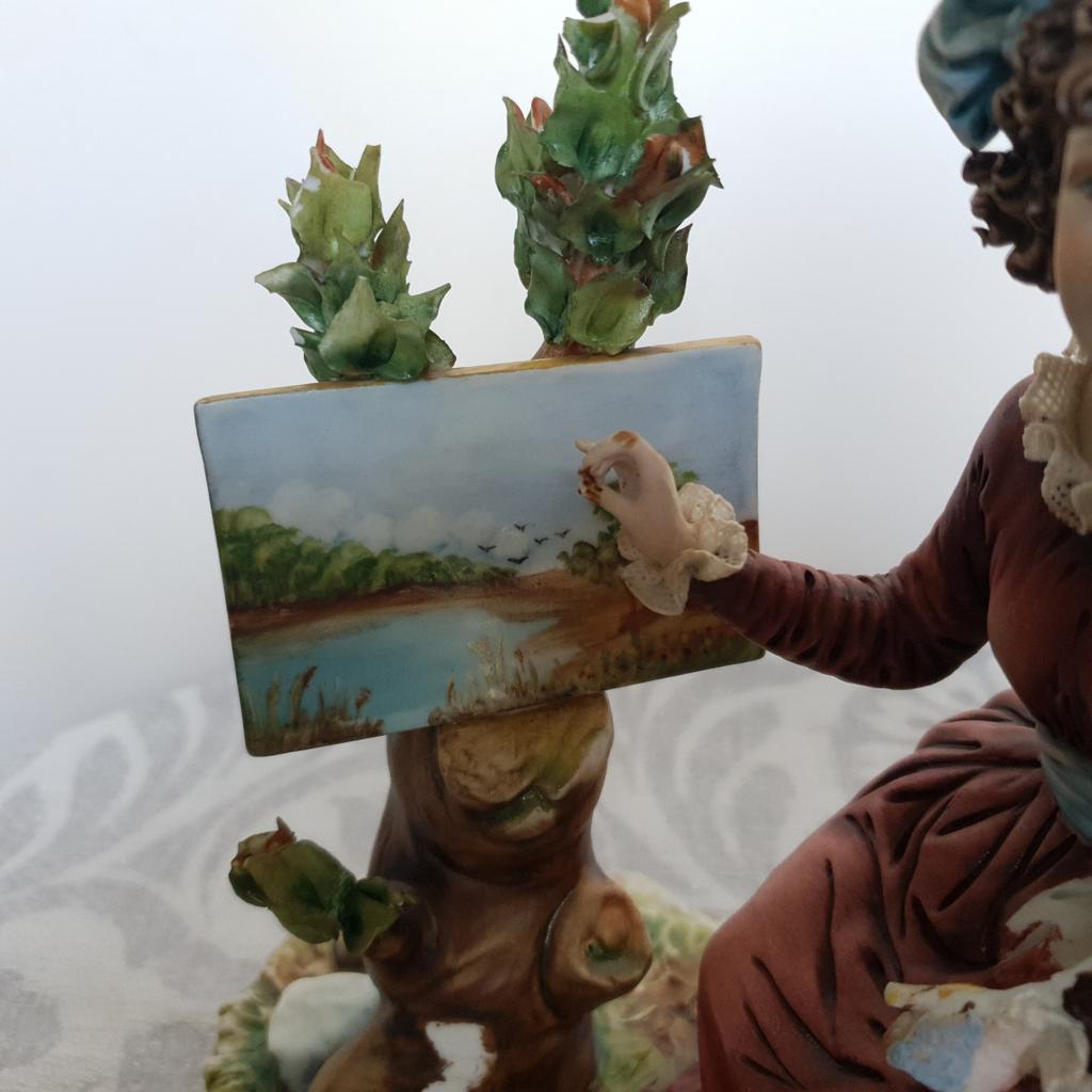 Capodimonte sculpture artist lady in FY8 Fylde für £ 13,00 zum Verkauf ...
