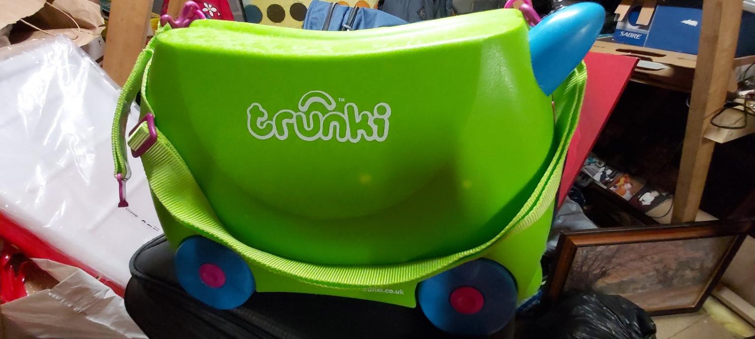 trunki in SK14 Tameside für £ 10,00 zum Verkauf | Shpock AT