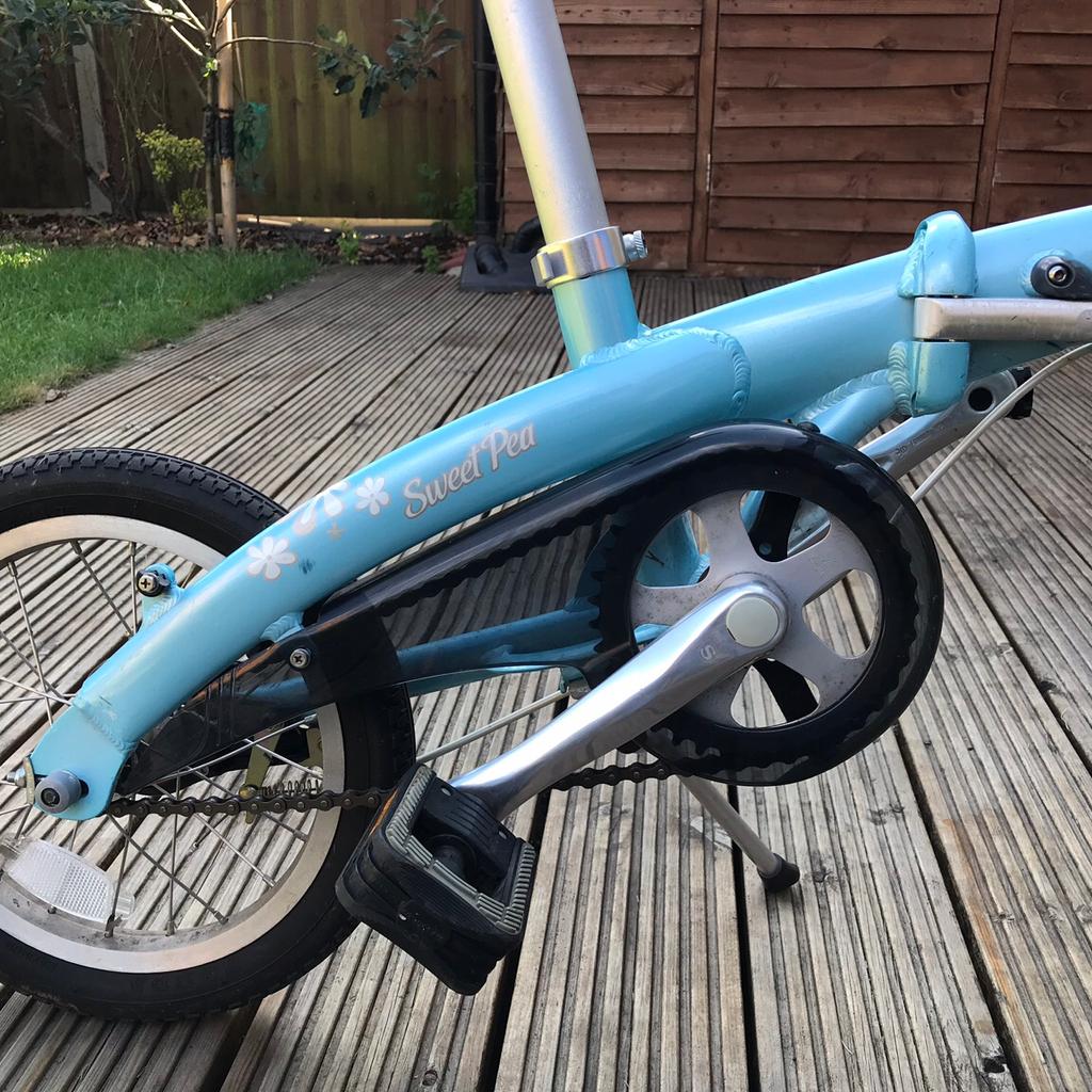 Dahon Ultra Compact Folding Bike Sweet Pea in E11 London für 135,00 ...
