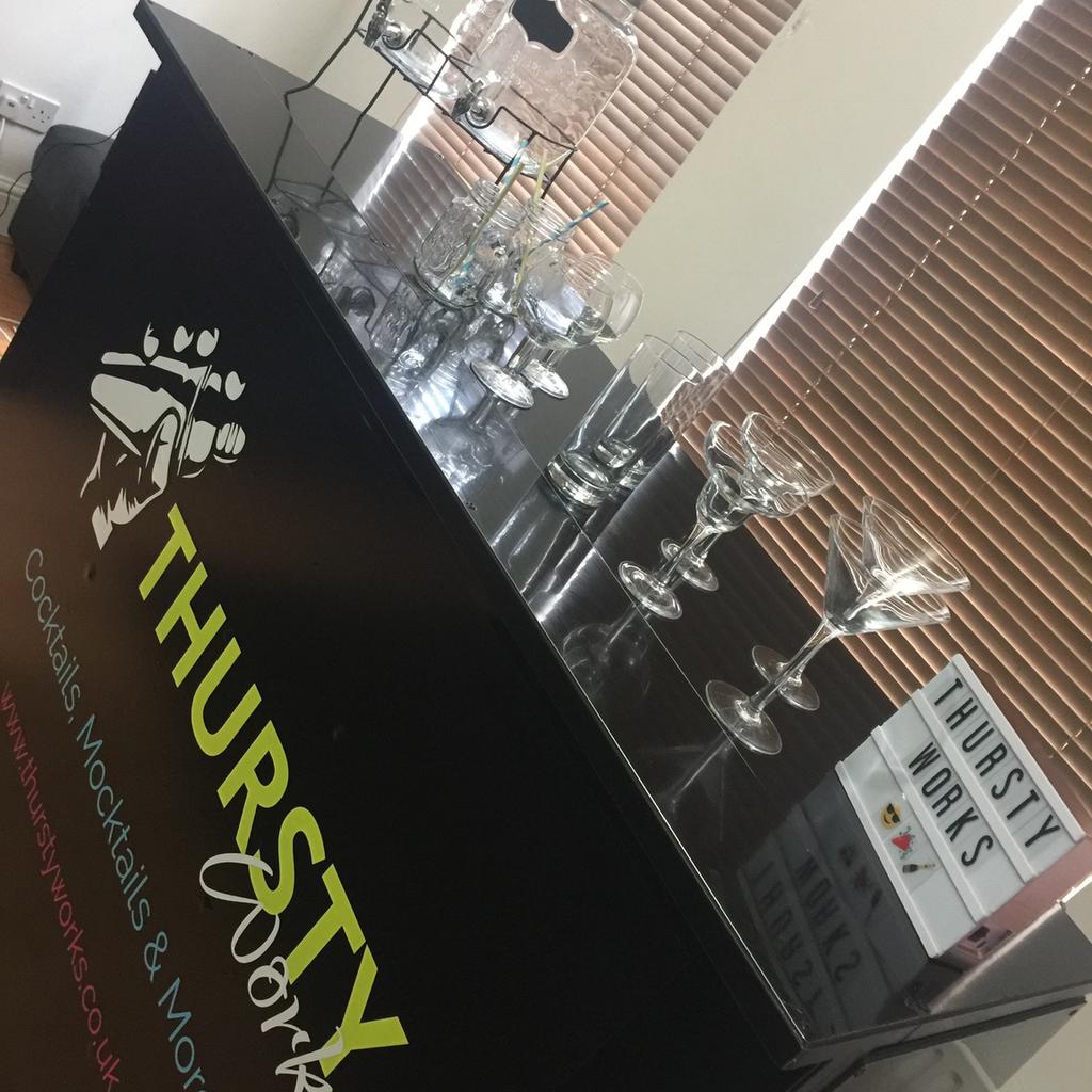 Folding Drinks Bar in SE9 Greenwich für £ 350,00 zum Verkauf | Shpock AT