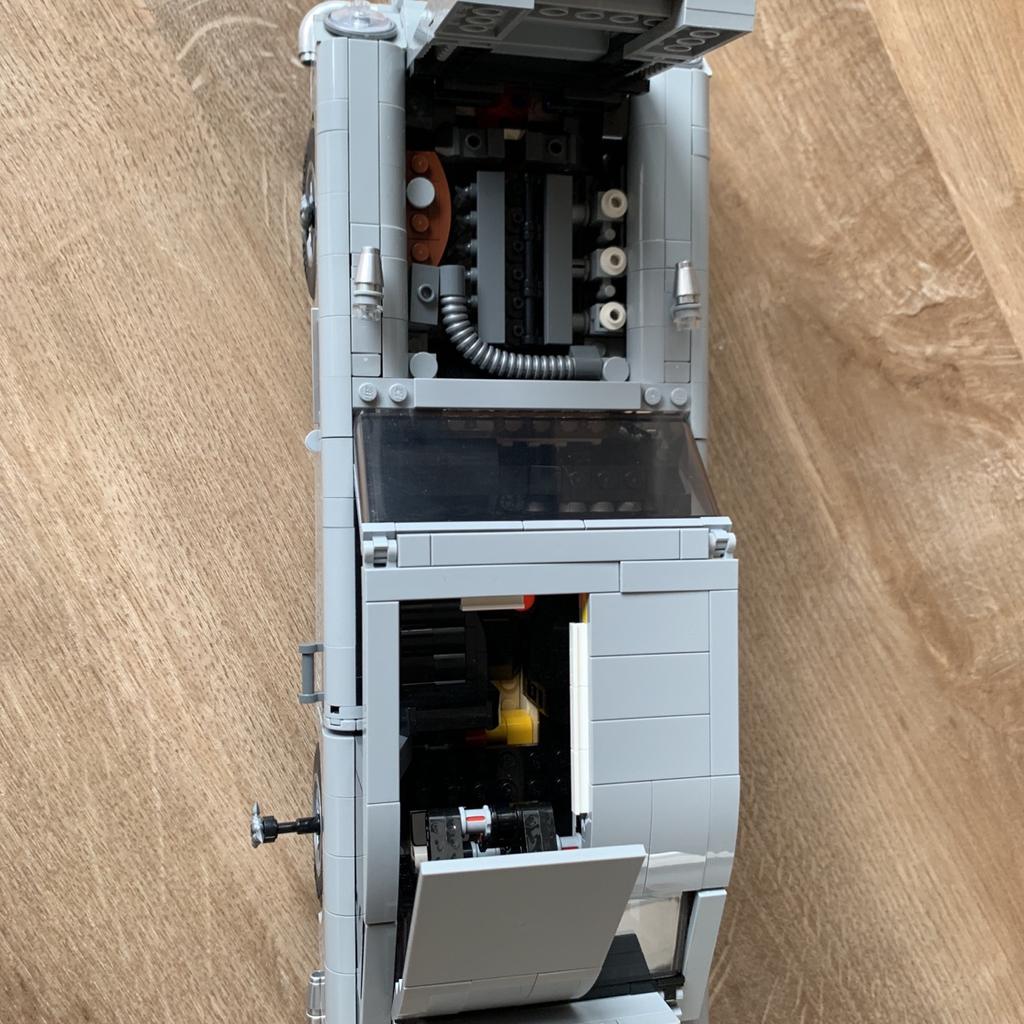 LEGO Creator 10262 - Aston Martin/ James Bond in 3542 Eisengraben für € ...
