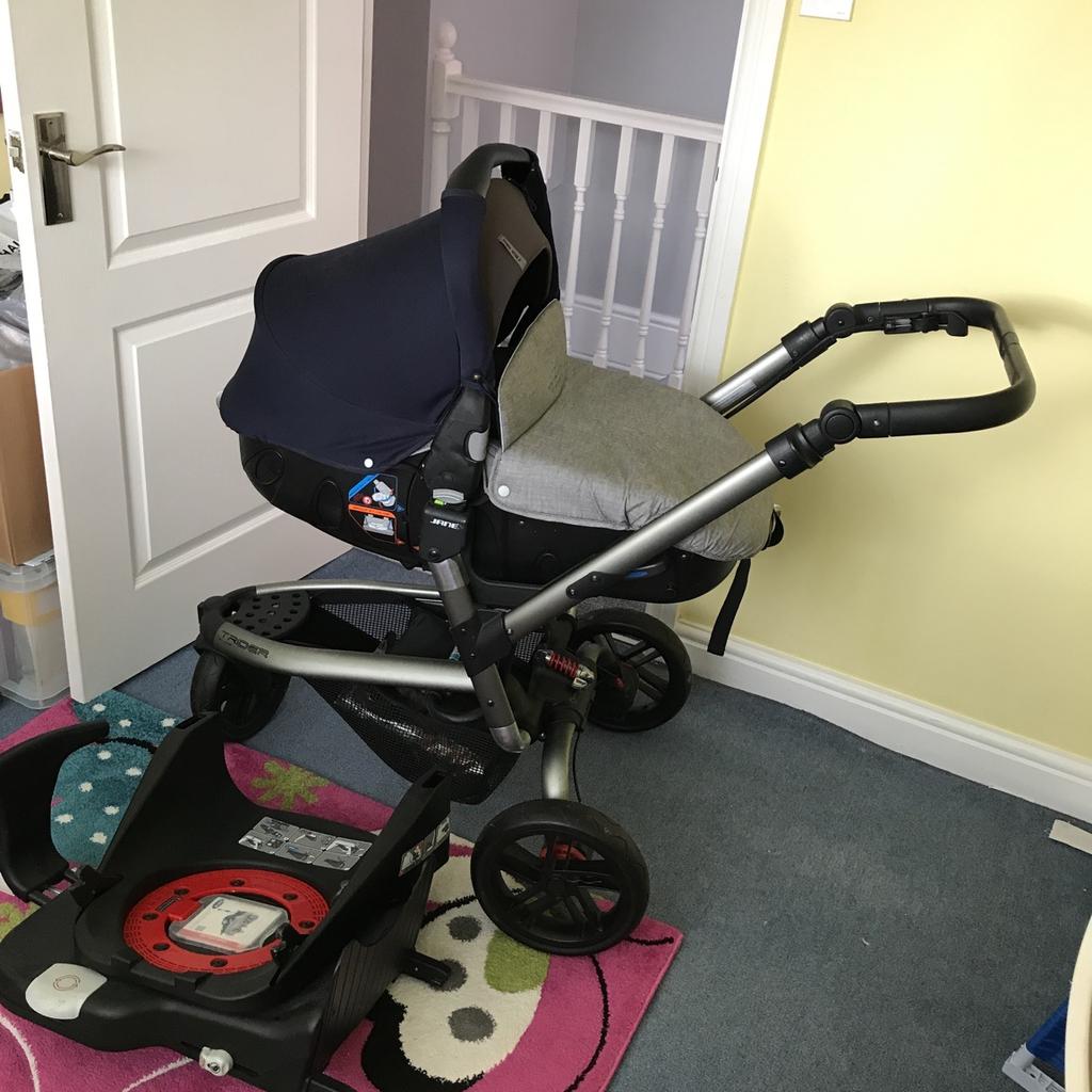 Jane Trider + Matrix Light 2 Travel System in S70 Barugh Green für 300 ...
