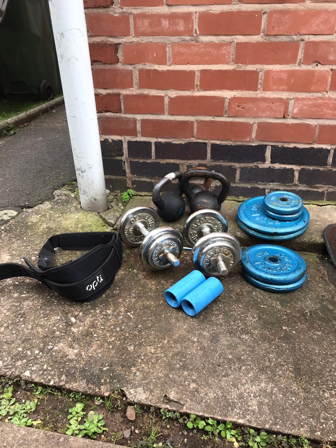 Dumbbell 💪 weights / kettle bells in CV6 Coventry für £ 55,00 zum ...