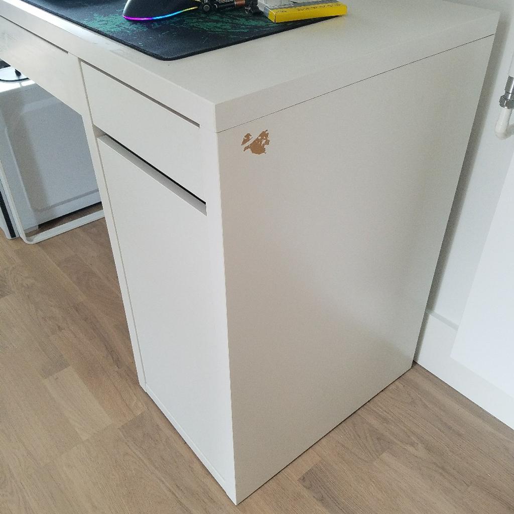 IKEA micke desk with cupboard white in EC2A Hackney für £ 40,00 zum ...