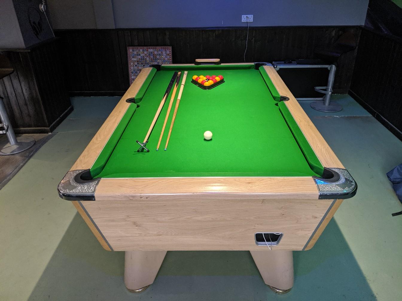 supreme winner pool table and accessories in S30 Rotherham für 450,00 ...