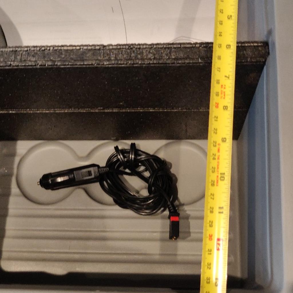 Toyota Cool Box / Heat box PZ450-00320-AO in IG7 Forest for £49.00 for ...