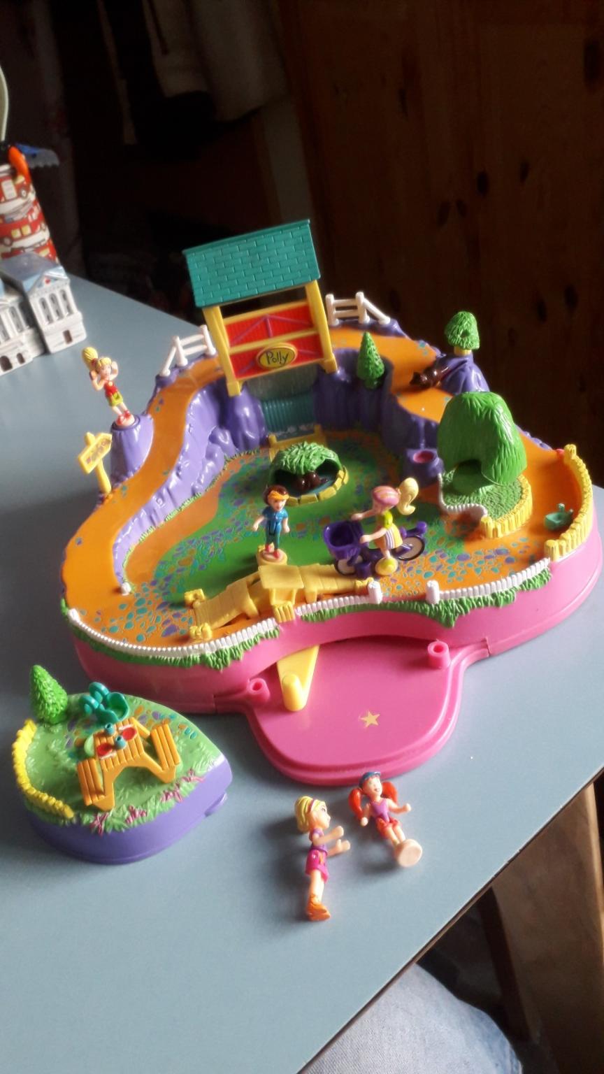 Polly pocket Cycle track in Ribble Valley für 13,00 £ zum Verkauf ...