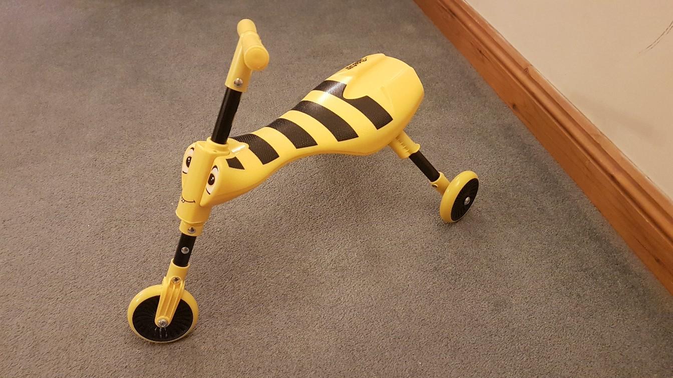 Scuttlebug Bumblebee Ride On in HA6 Rivers for £13.00 for sale | Shpock
