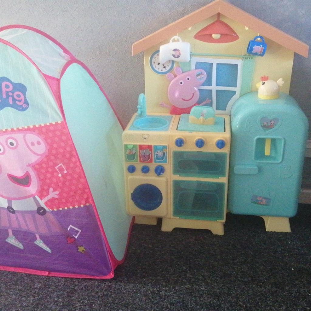 Peppa pig kitchen and tent in B35 Birmingham für £ 14,00 zum Verkauf ...