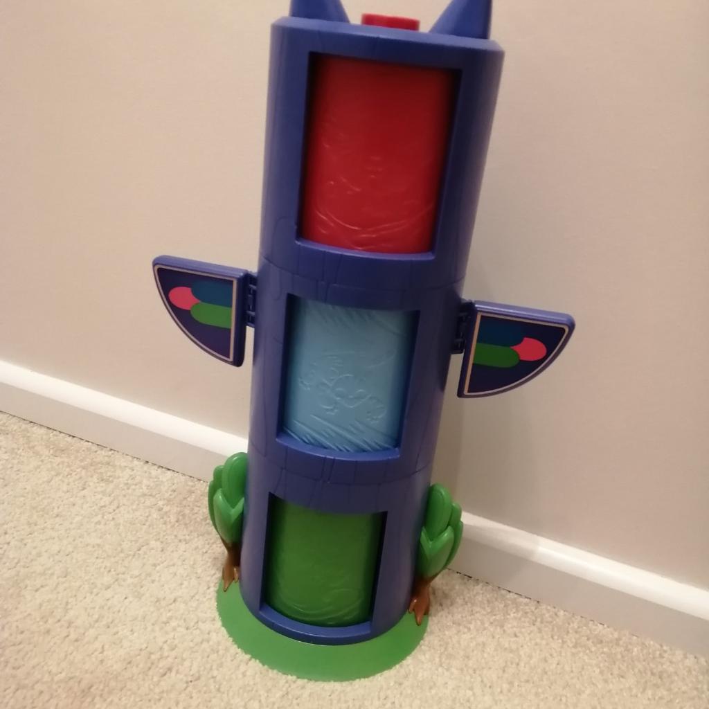 PJ Mask Tower And Figures in Wakefield für 15,00 £ zum Verkauf | Shpock DE