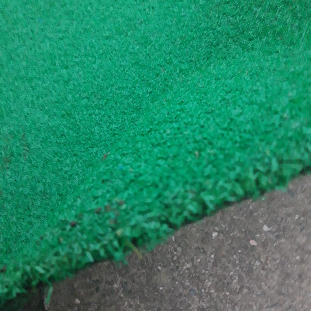 artificial grass in B77 Tamworth für 40,00 £ zum Verkauf | Shpock DE