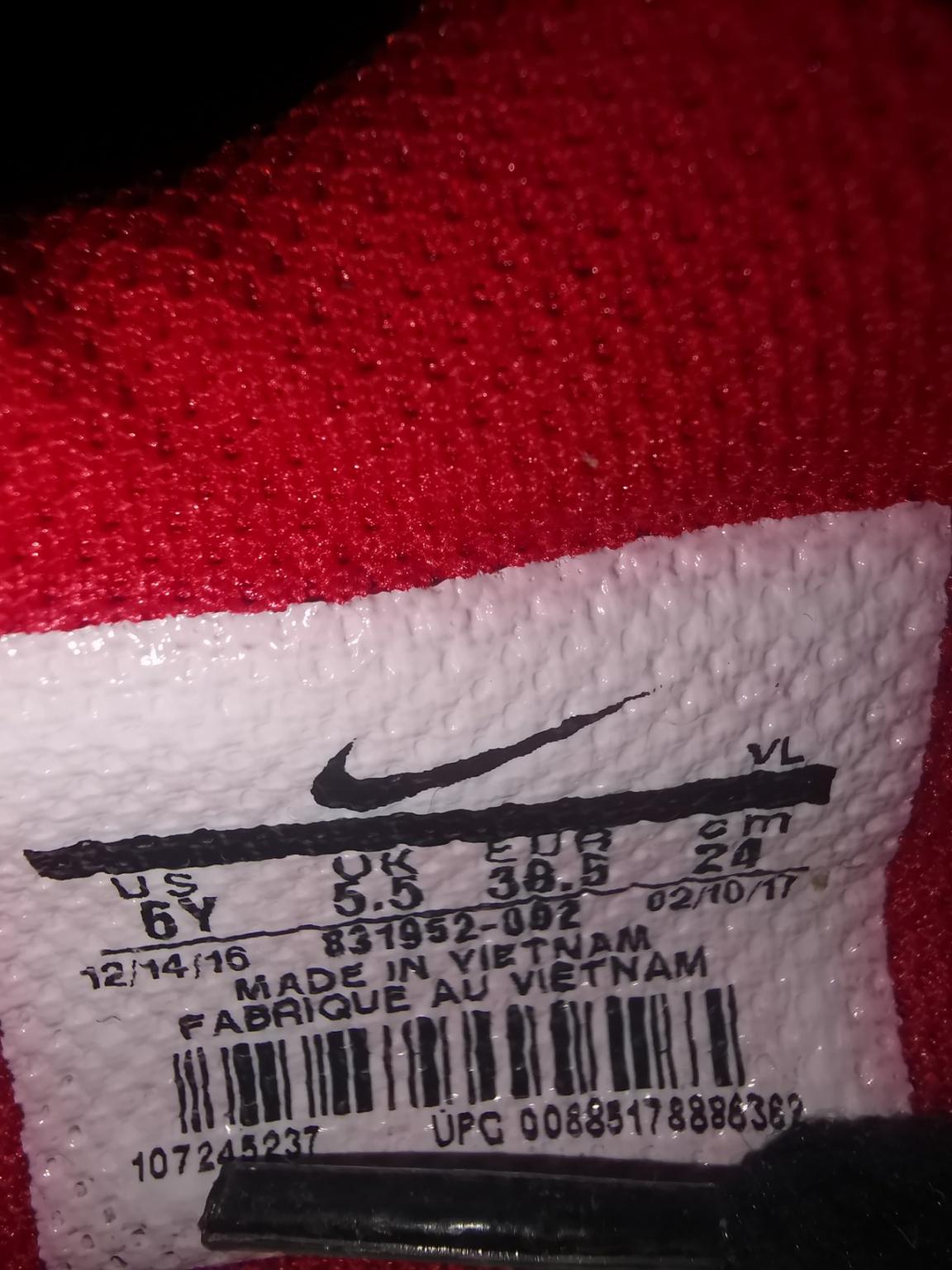 Nike in CR0 Croydon für 8,00 £ zum Verkauf | Shpock DE