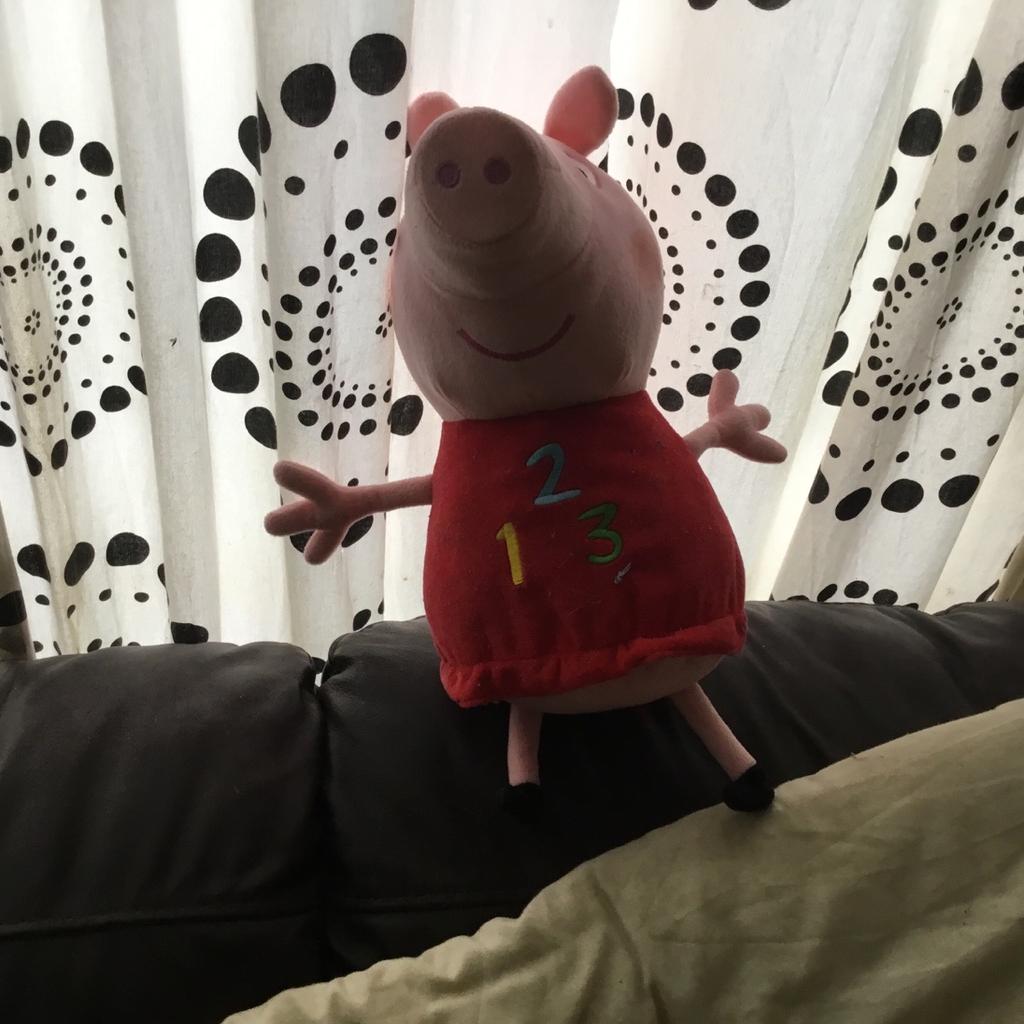 Talking pepper pig in BB2 Blackburn für £ 4,00 zum Verkauf | Shpock AT