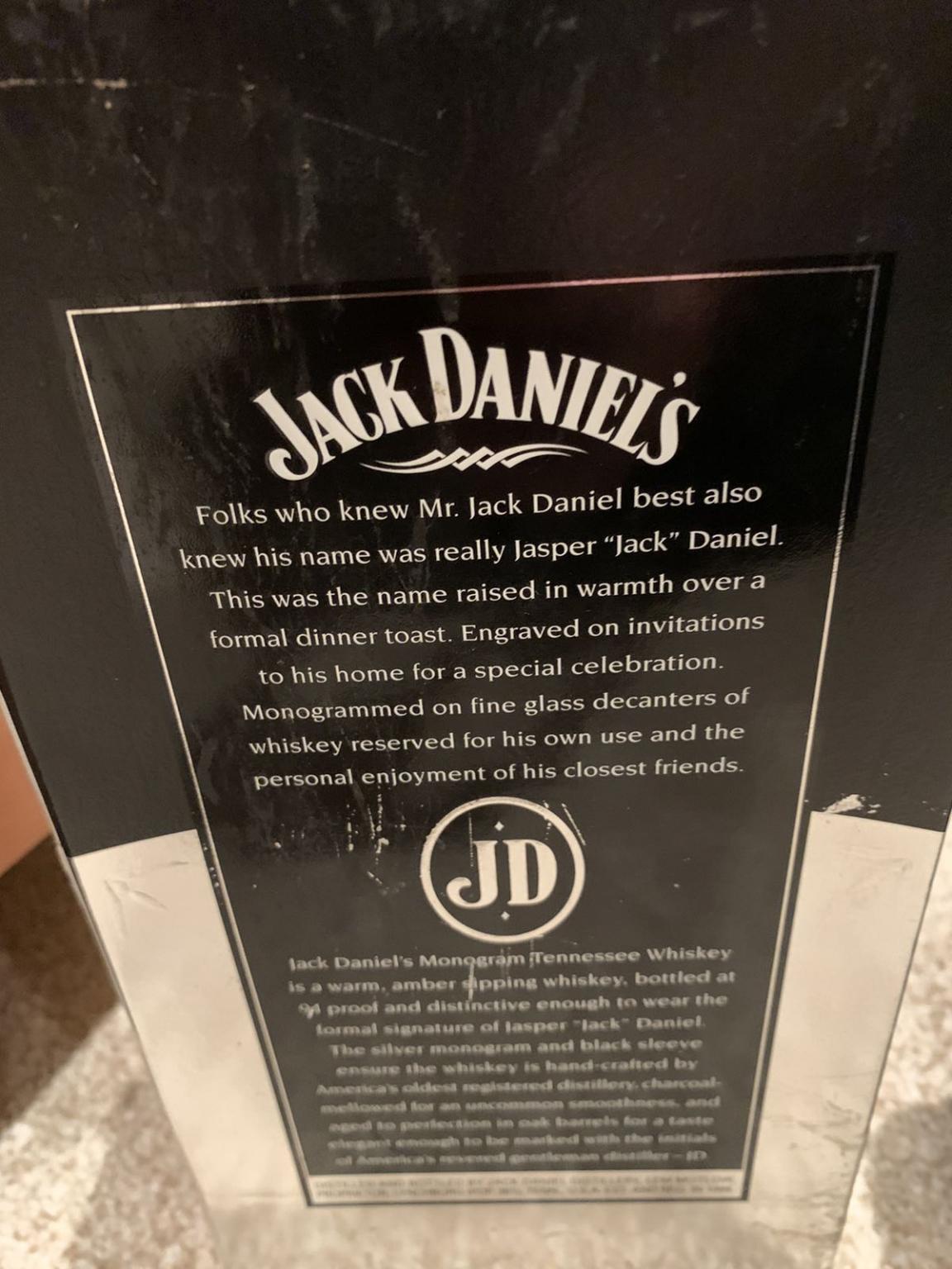 Jack Daniels Monogram in SW1W London für 250,00 £ zum Verkauf | Shpock DE