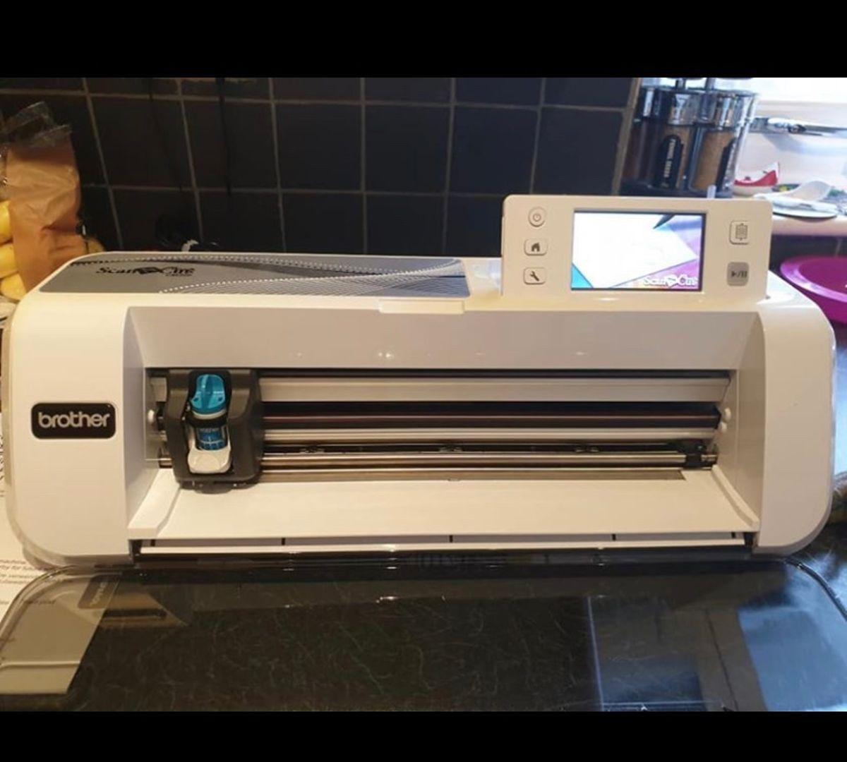 Brother scan and cut cm300 vinyl cutter in B9 Birmingham für 155,00 ...