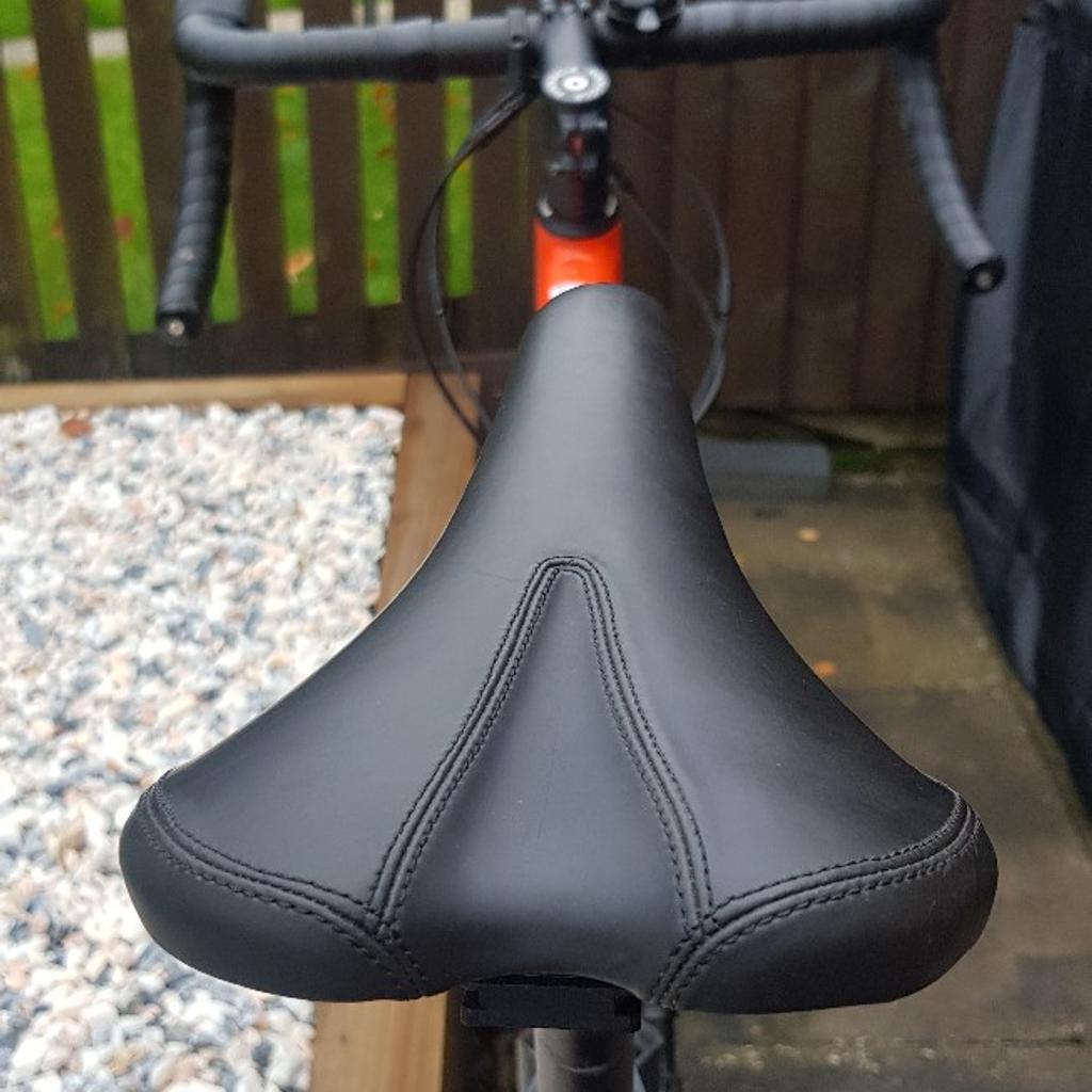 Pinnacle Arkose 2 Cyclocross / Gravel bike in WV14 Dudley für 800,00 ...