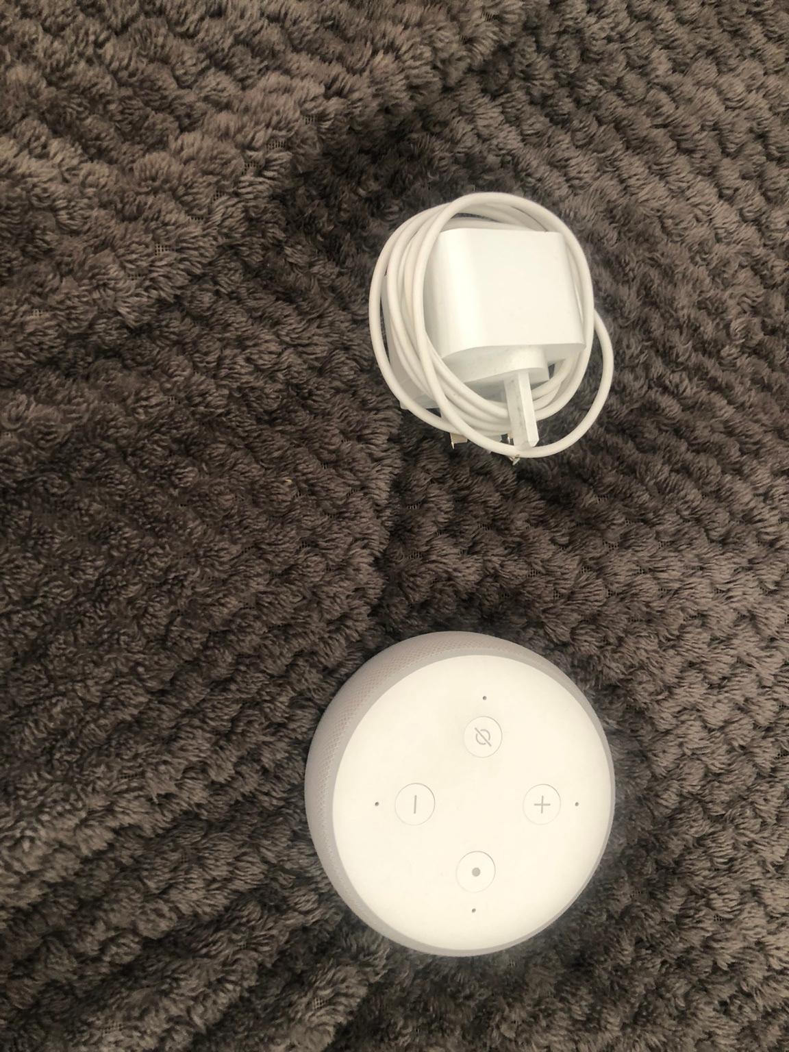 AMAZON ALEXA 3RD GEN WHITE WITH BOX in WS1 Walsall für 25,00 £ zum ...