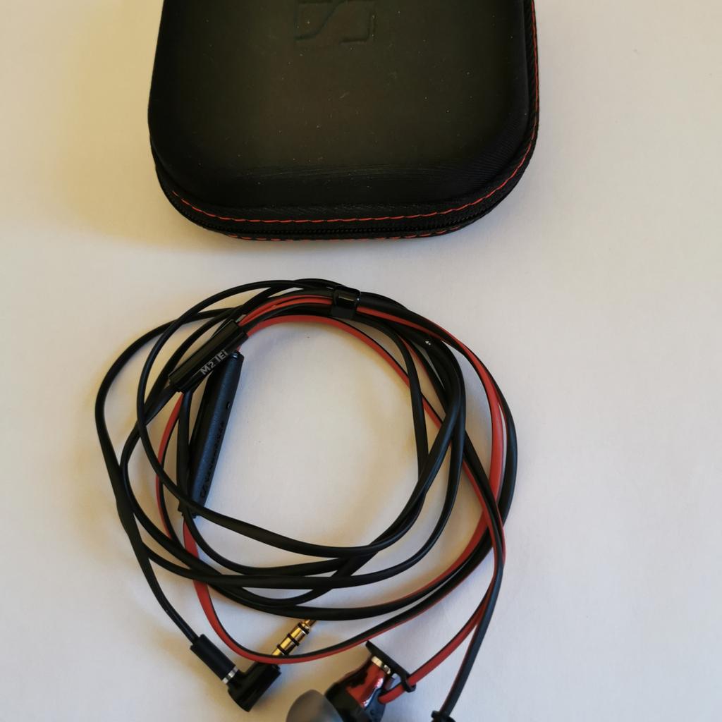 Sennheiser Momentum2 earbuds in RM12 London for £18.00 for sale | Shpock
