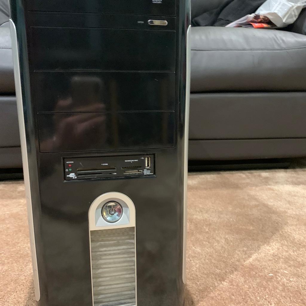 ASUS DESKTOP PC in RG6 Sonning für £ 80,00 zum Verkauf | Shpock AT