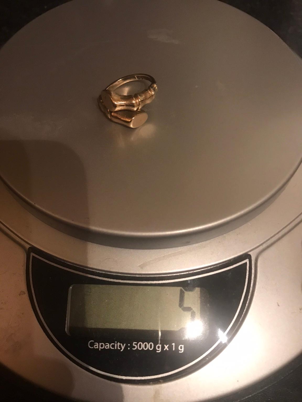 9ct gold ring 5 grams in CR4 London für 80,00 £ zum Verkauf | Shpock DE
