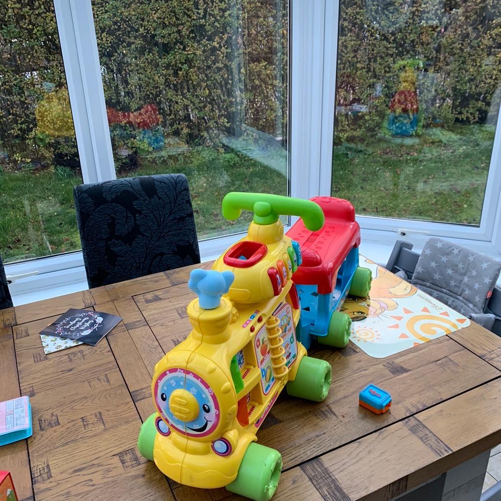 Vtech alphabet train in TW15 Ashford für £ 25,00 zum Verkauf | Shpock AT