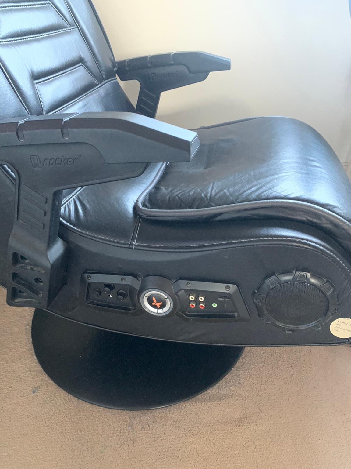 X rocker gaming chair in SE28 Greenwich for £100.00 for sale | Shpock