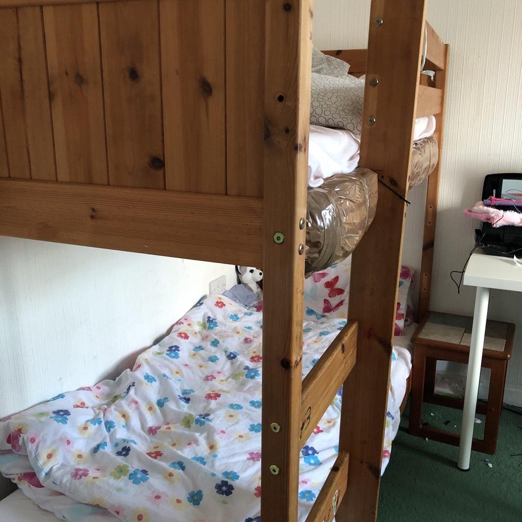 Bunk bed in Oldham für gratis zum Verkauf | Shpock AT