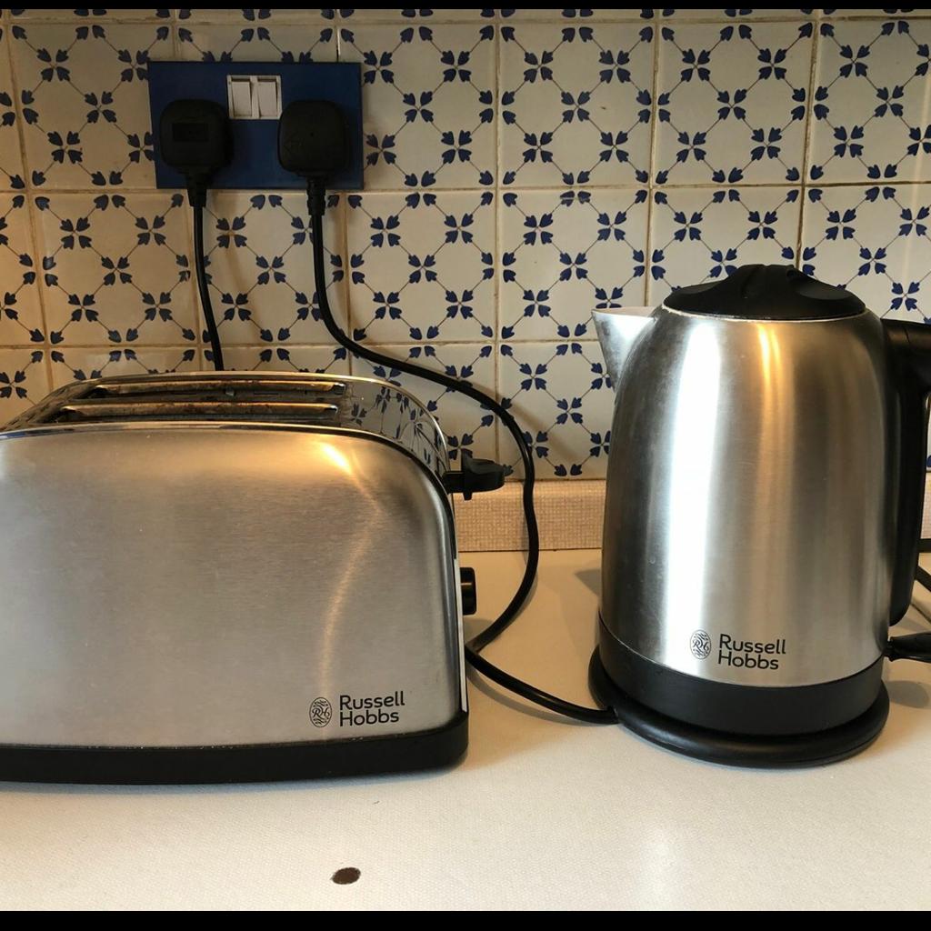 Russell Hobbs- Kettle and Toaster - £10 in NW6 Brent für £ 10,00 zum ...